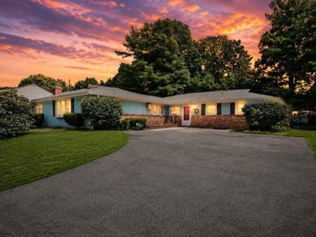 Pocahontas Dr, Peabody, Home For Sale
