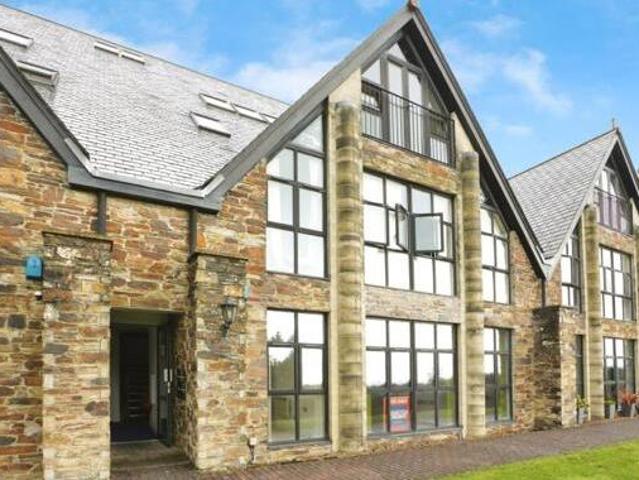 Pochin Drive, St. Austell, 2 Bedroom Flat