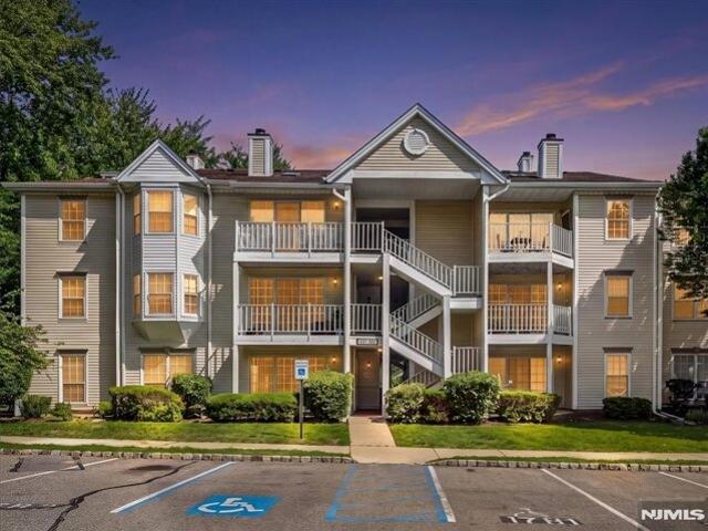 Poets Way, Mahwah, Condo For Sale