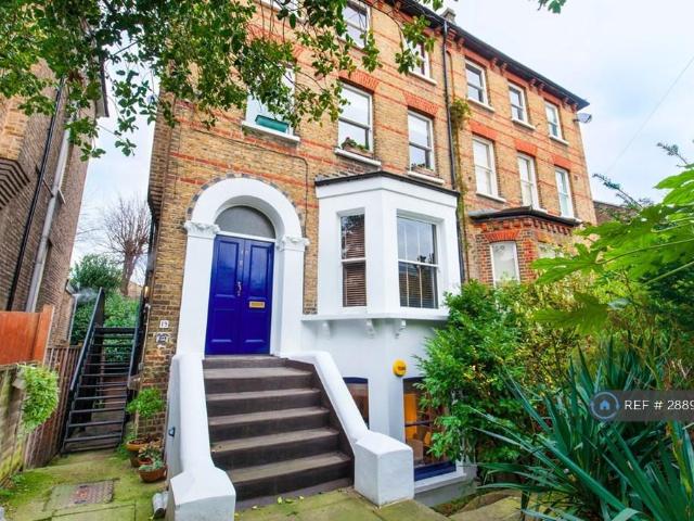 Poet's Corner, London, SE24 2 bed flat to rent £2,400 pcm £554 pw