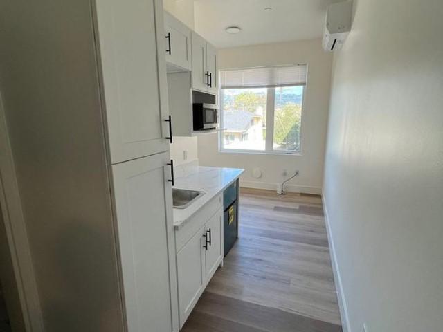Poets Place Apartment Studio Apartment for Rent at 2435 San Pablo Ave, Berkeley, CA 94702 Poet's Corner