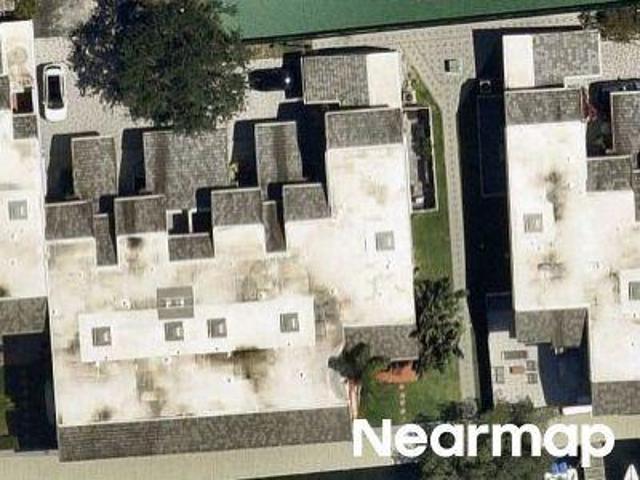 Poinciana Dr