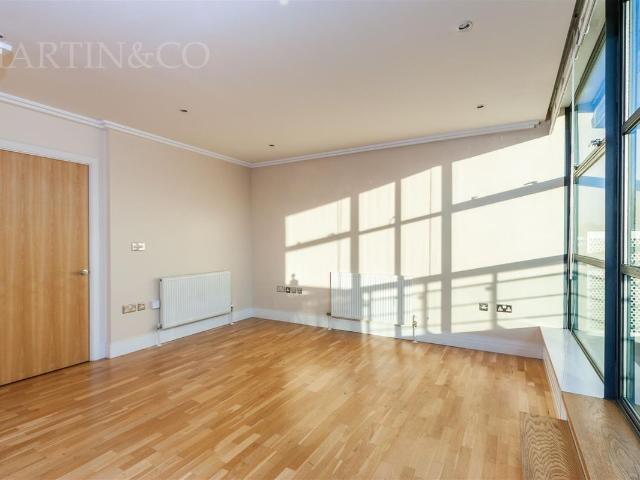 Point Wharf Lane, Ferry Quays, Brentford TW8, 2 bed flat to rent, £2,250 pcm | PrimeLocation