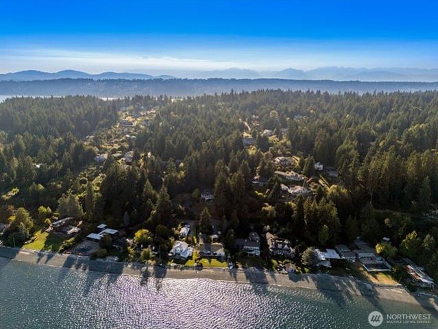Point White Dr NE, Bainbridge Island, WA 98110