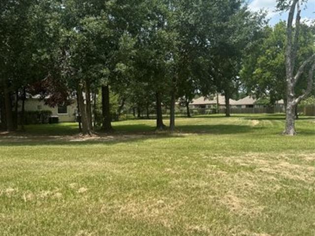 Point Aquarius, Willis, TX 77318