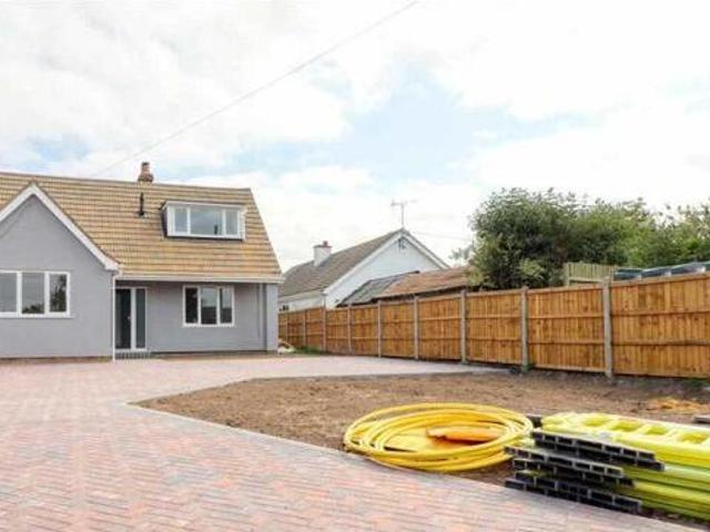 Point Clear Road, Point Clear, 4 Bedroom Detached