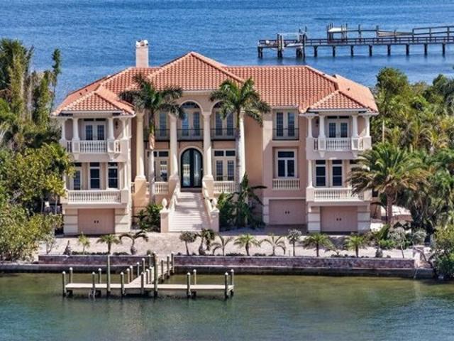 Point Crisp Rd, Sarasota, Home For Sale