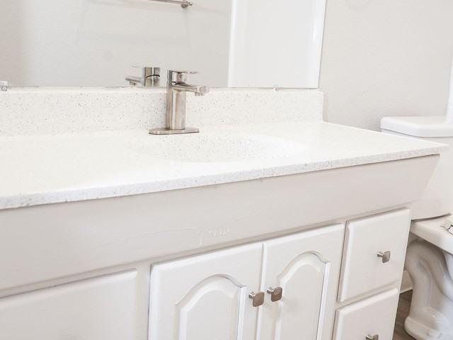 Point Loma Bay Apartments | Coastal Living Near the Beach 1 Bedroom Apartment for Rent at 2449 Soto St, San Diego, CA 92107 Point Loma Heights