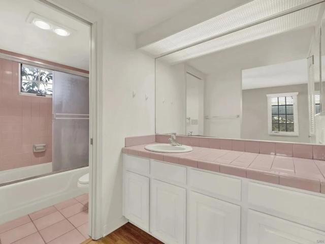 Point Loma Commons 2 Bedroom Apartment for Rent at 3104 Dickens St, San Diego, CA 92106 Roseville Fleet Ridge