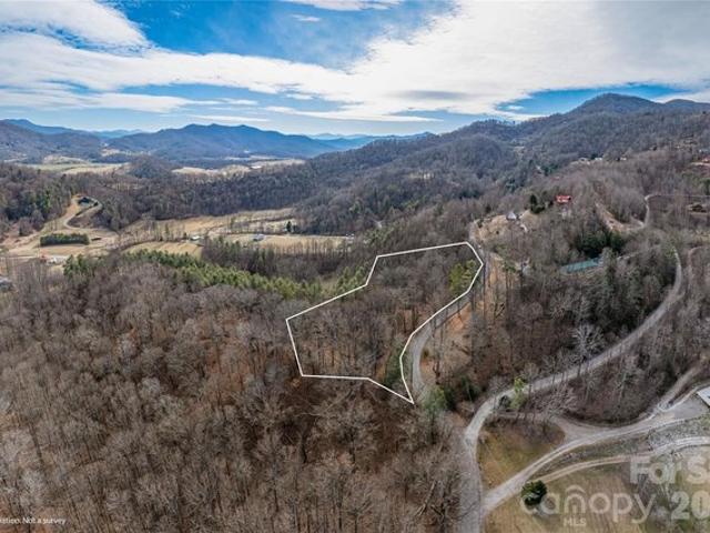 Point of View Dr Unit 201, Waynesville, NC 28785
