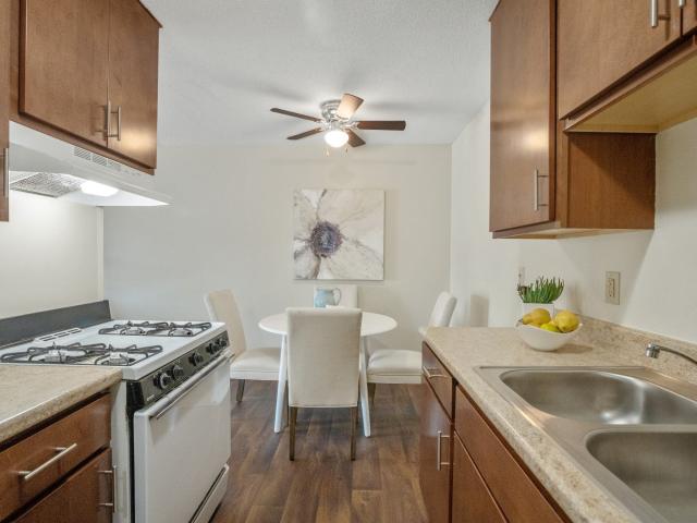 Point of America Apartments