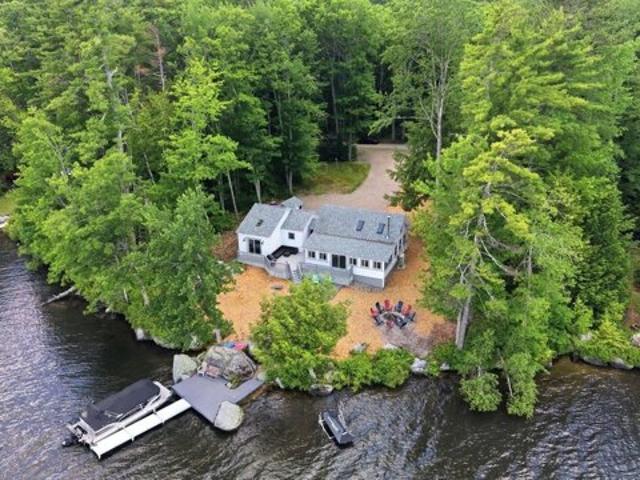 Point Rd, Wakefield, Home For Sale
