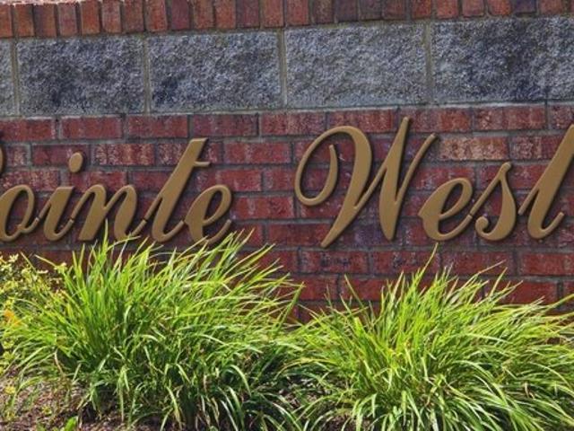 Pointe Ct W, Parkersburg, WV 26101