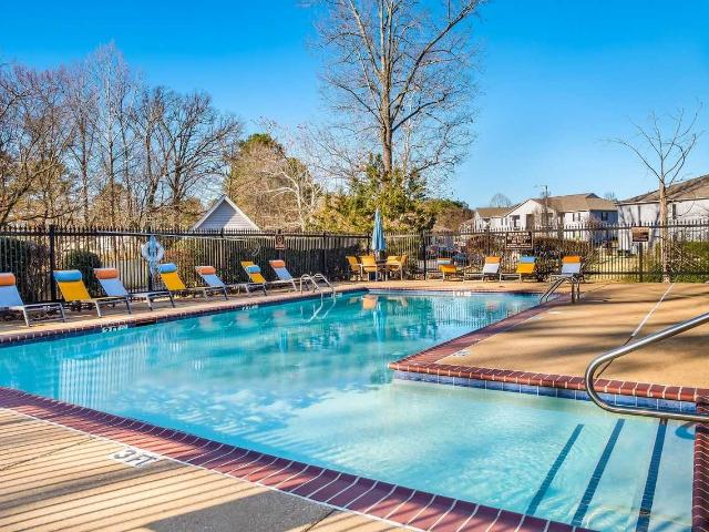 Pointe at 731 2 Bedroom Apartment for Rent at 100 Parkwood Trce, Jackson, TN 38301