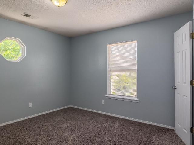 Pointe at Waynesville 3 Bedroom Apartment for Rent at 20380 Spice Dr, Waynesville, MO 65583