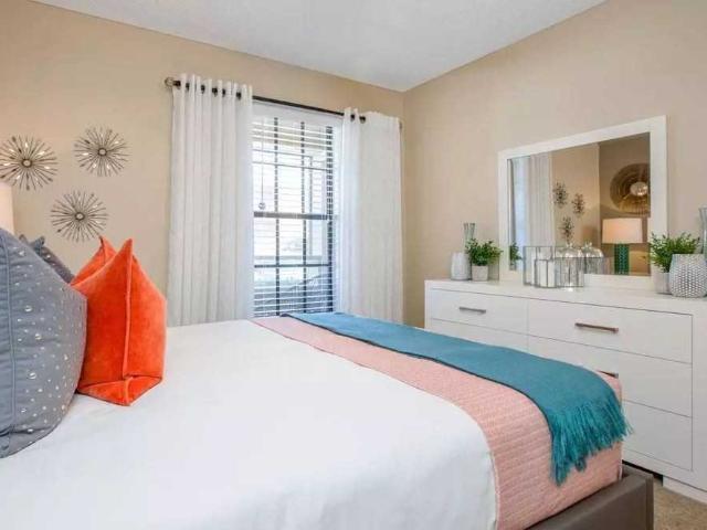 Pointe Parc at St. Johns 1 Bedroom Apartment for Rent at 7524 Southside Blvd, Jacksonville, FL 32256 Baymeadows
