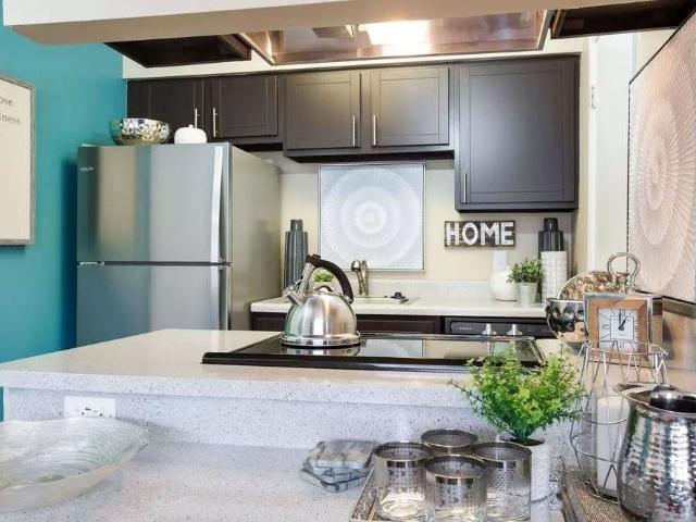 Pointe Parc at St. Johns 2 Bedroom Apartment for Rent at 7524 Southside Blvd, Jacksonville, FL 32256 Baymeadows