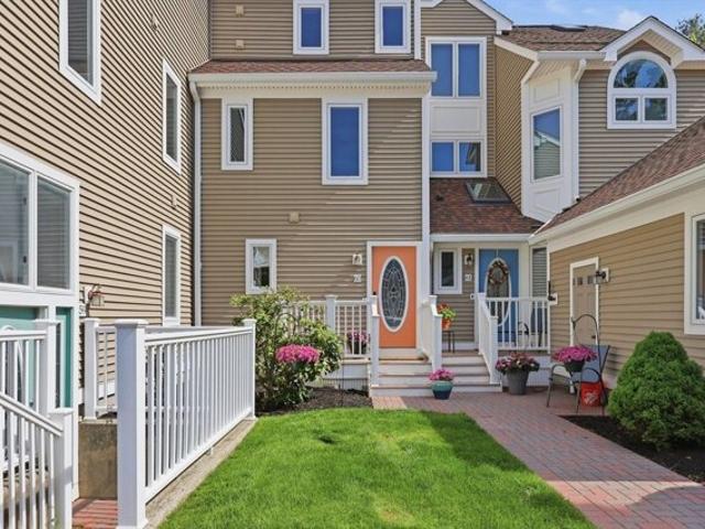 Pointe Rok Dr Unit,worcester, Condo For Sale