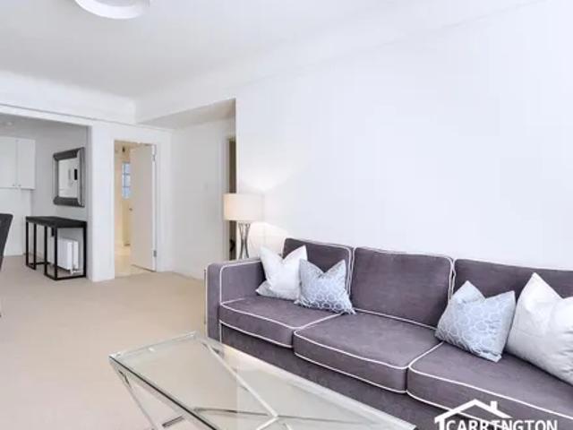 Poltrona Frau, 147 153 Fulham Road, London, SW3 6SD, United Kingdom | 2 bed apartment for rent #142412560 | Rentberry