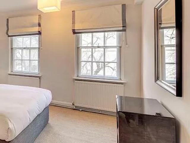 Poltrona Frau, 147 153 Fulham Road, London, SW3 6SD, United Kingdom | 2 bed apartment for rent #150771191 | Rentberry