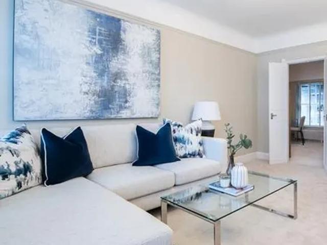 Poltrona Frau, 147 153 Fulham Road, London, SW3 6SD, United Kingdom | 2 bed apartment for rent #155883290 | Rentberry