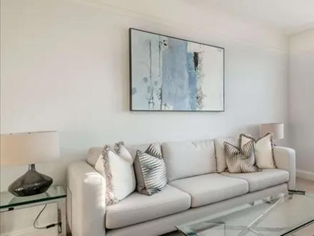 Poltrona Frau, 147 153 Fulham Road, London, SW3 6SD, United Kingdom | 2 bed apartment for rent #167073377 | Rentberry