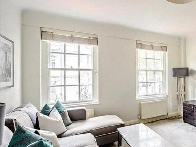 Poltrona Frau, 147 153 Fulham Road, London, SW3 6SD, United Kingdom | 2 bed apartment for rent #167692175 | Rentberry