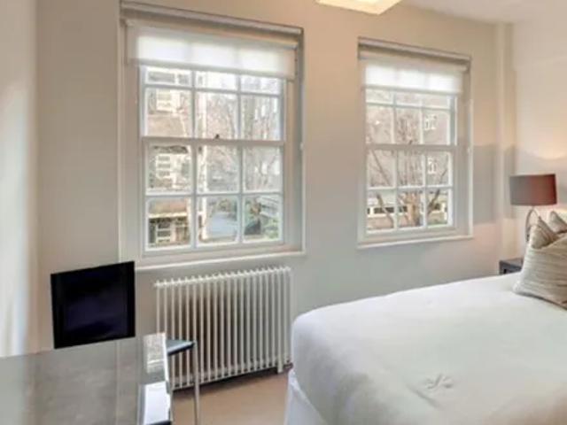 Poltrona Frau, 147 153 Fulham Road, London, SW3 6SD, United Kingdom | 2 bed apartment for rent #122488824 | Rentberry