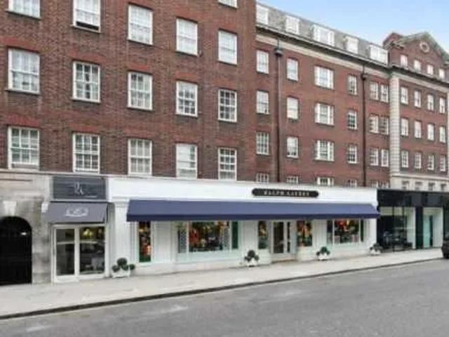Poltrona Frau, 147 153 Fulham Road, London, SW3 6SD, United Kingdom | 2 bed apartment for rent #123819405 | Rentberry