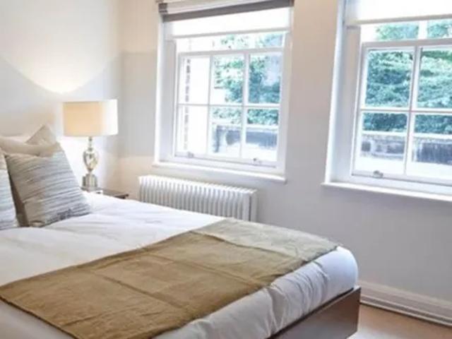 Poltrona Frau, 147 153 Fulham Road, London, SW3 6SD, United Kingdom | 2 bed apartment for rent #136166164 | Rentberry