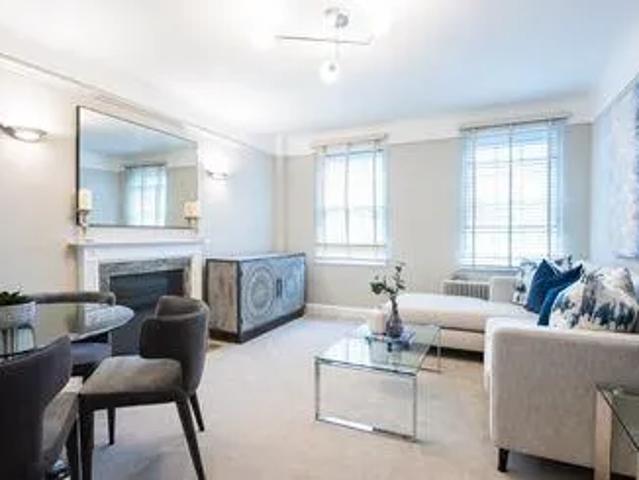 Poltrona Frau, 147 153 Fulham Road, London, SW3 6SD, United Kingdom | 2 bed townhouse for rent #140395837 | Rentberry