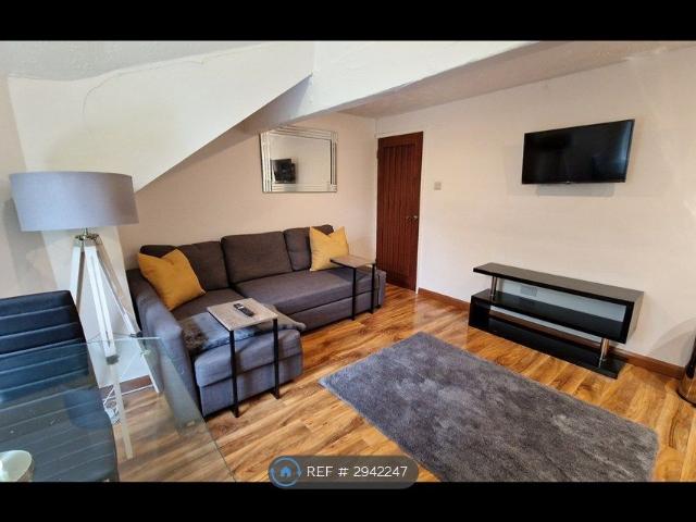 Polygon Road, Manchester M8, 2 bed flat to rent, £1,195 pcm | PrimeLocation