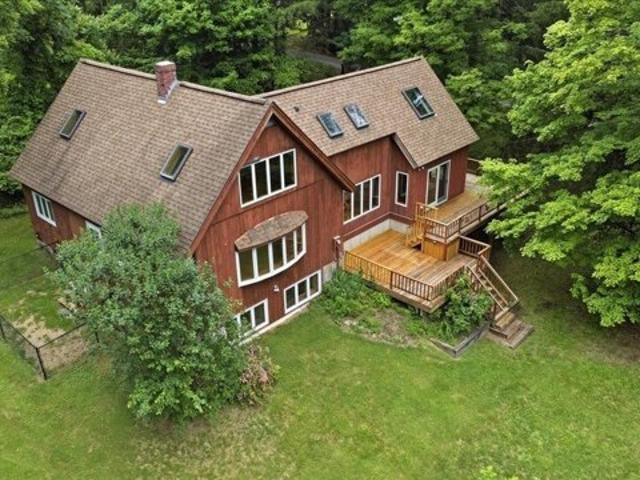 Polygraphic Ln, Bennington, Home For Sale