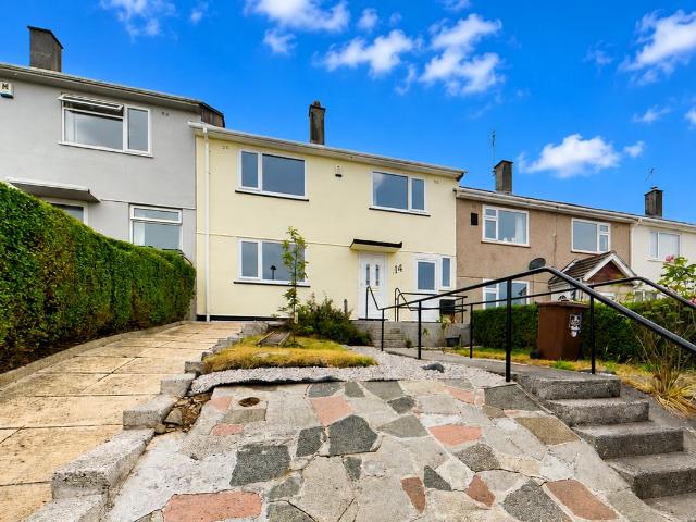 Polzeath Gardens, Pennycross PL2, 3 bed terraced house to rent, £1,200 pcm | PrimeLocation