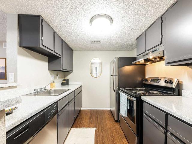 Polaris on the Park 2 Bedroom Apartment for Rent at 1720 Woodward St, Austin, TX 78741 Parker Lane