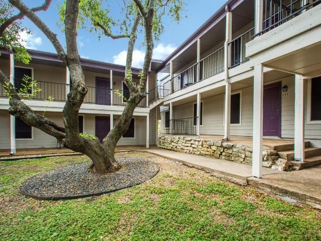 Polaris on the Park 3 Bedroom Apartment for Rent at 1720 Woodward St, Austin, TX 78741 Parker Lane