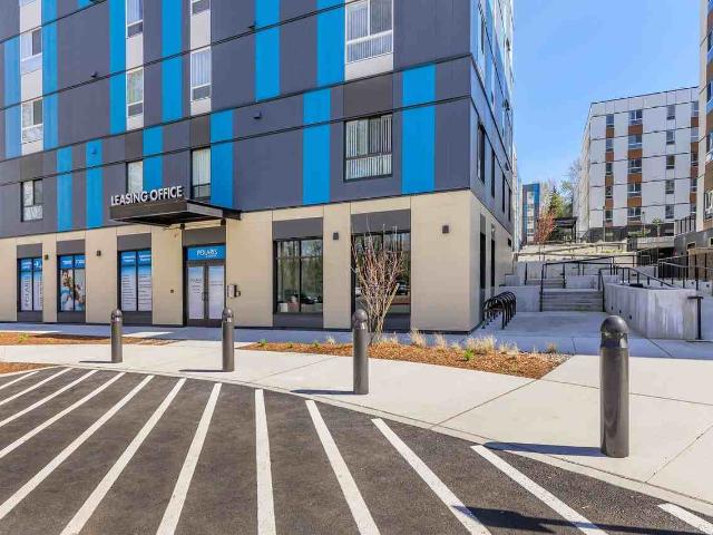 Polaris at Eastgate 2 Bedroom Apartment for Rent at 13300 Se Eastgate Way, Bellevue, WA 98005