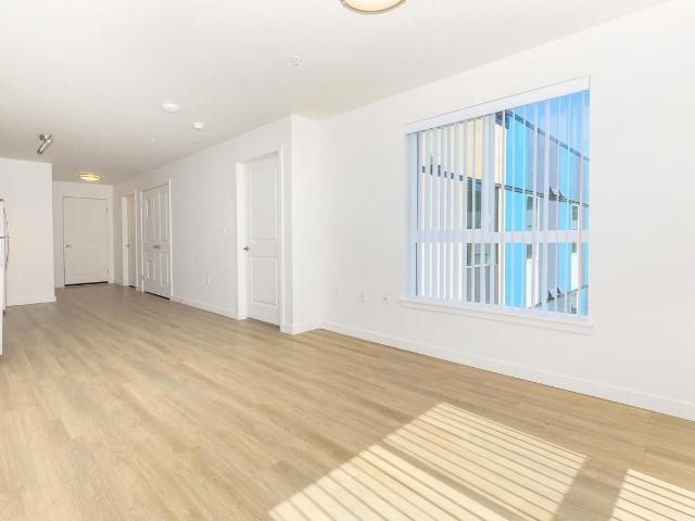 Polaris at Eastgate 2 Bedroom Apartment for Rent at 13300 Se Eastgate Way, Bellevue, WA 98005