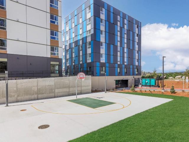 Polaris at Eastgate 2 Bedroom Apartment for Rent at 13300 Se Eastgate Way, Bellevue, WA 98005