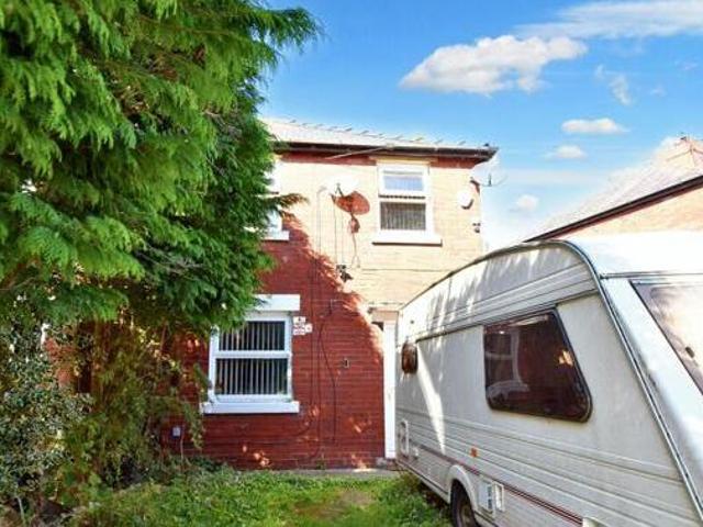 Polefield Circle, Prestwich, 3 Bedroom End
