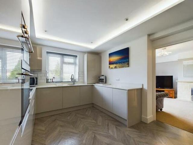 Polefield House, Hatherley Road, 3 Bedroom Apartment