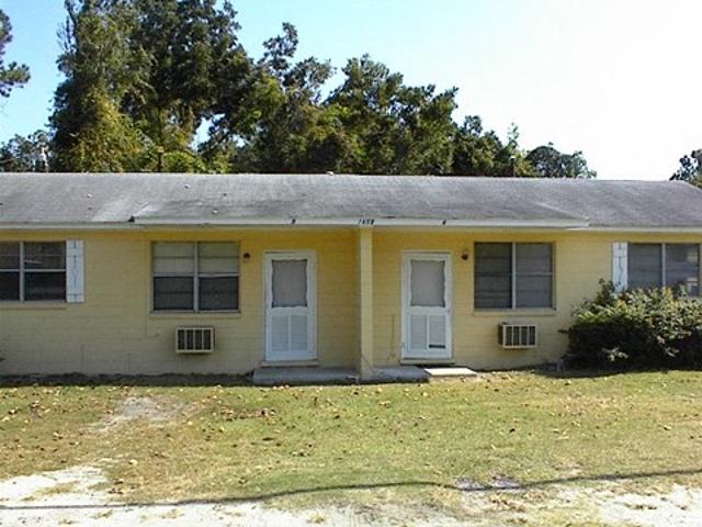 POLK VILLAGE 2 BR + 1 BA APT