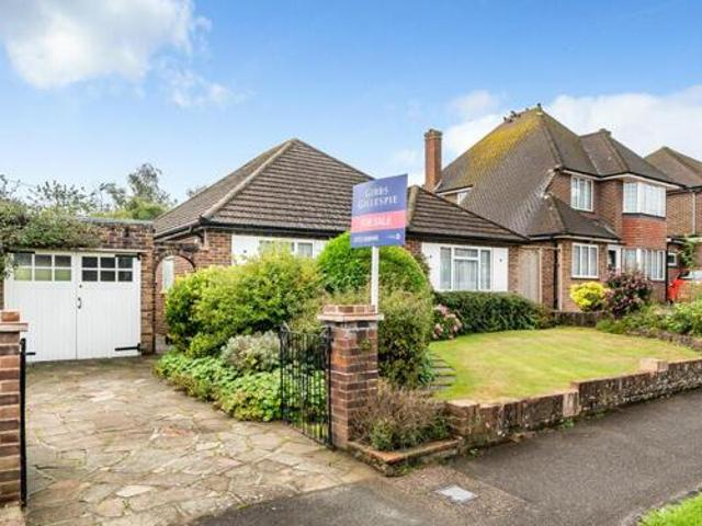 Pollard Avenue, Denham Green, 3 Bedroom Bungalow