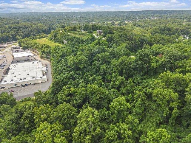 Pollard Rd Parcel 030 00 and Behind Midtown Lot 00 01, Ashland, KY 41101