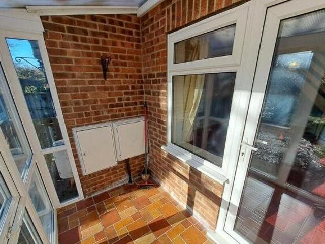 Pollards Fields, Ferrybridge, 2 Bedroom Terraced