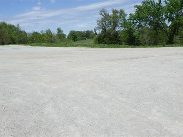 Pollock Blvd, Bedford, IA 50833