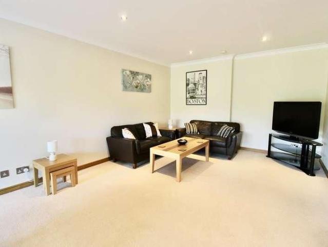 Polmuir Road, Aberdeen, AB11