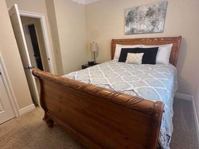Polo Club 1 Bedroom Apartment for Rent at 7676 E Polo Dr, Wichita, KS 67206