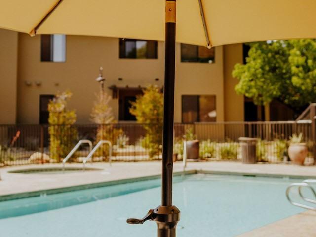 Polo Villas 2 Bedroom Apartment for Rent at 4201 Jewetta Ave, Bakersfield, CA 93312 Emerald Estates