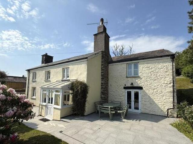Polpey Lane, 5 Bedroom Detached